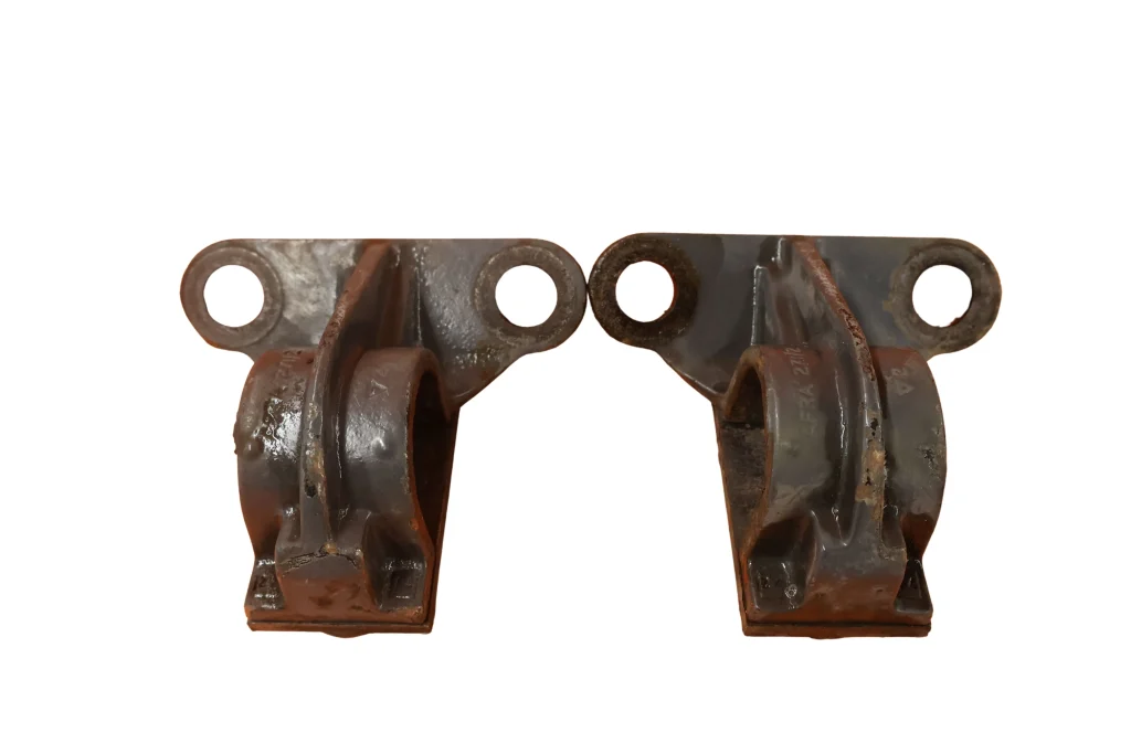 Fits DAF CF Front Anti Roll Bar Mounting Brackets Pair Euro 6 Part No ...
